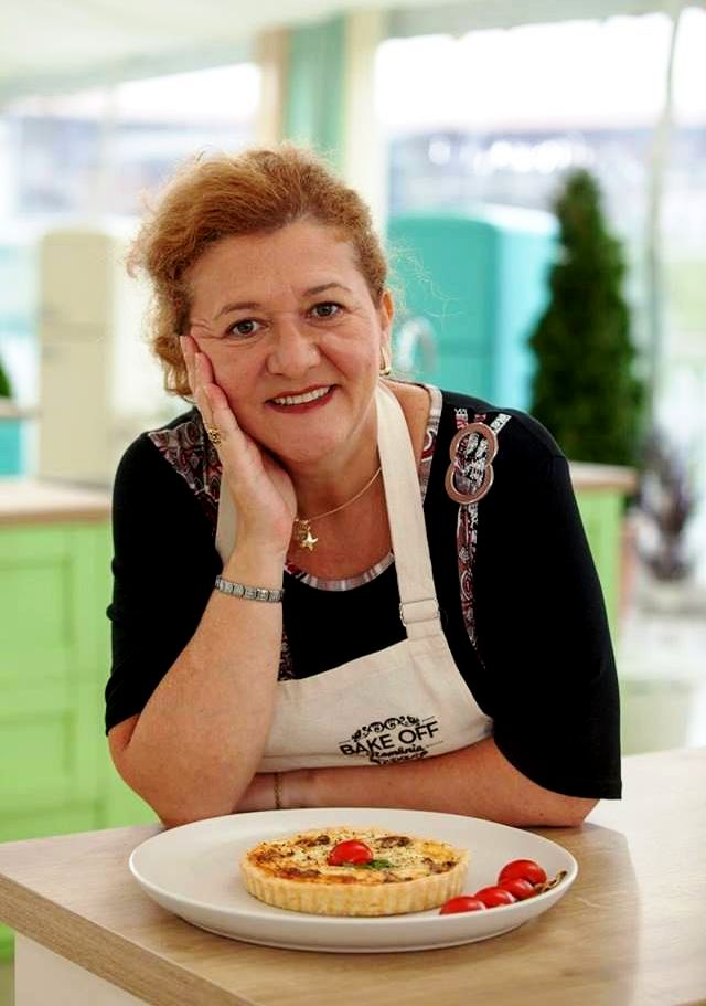 Raluca Vasile | walk with the wok